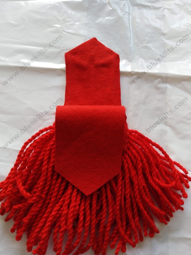 Red Epaulettes – Blue Kilts